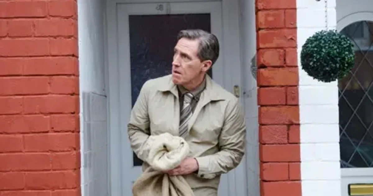 Fans buy Gavin & Stacey house in Barry for themed Airbnb | The ...